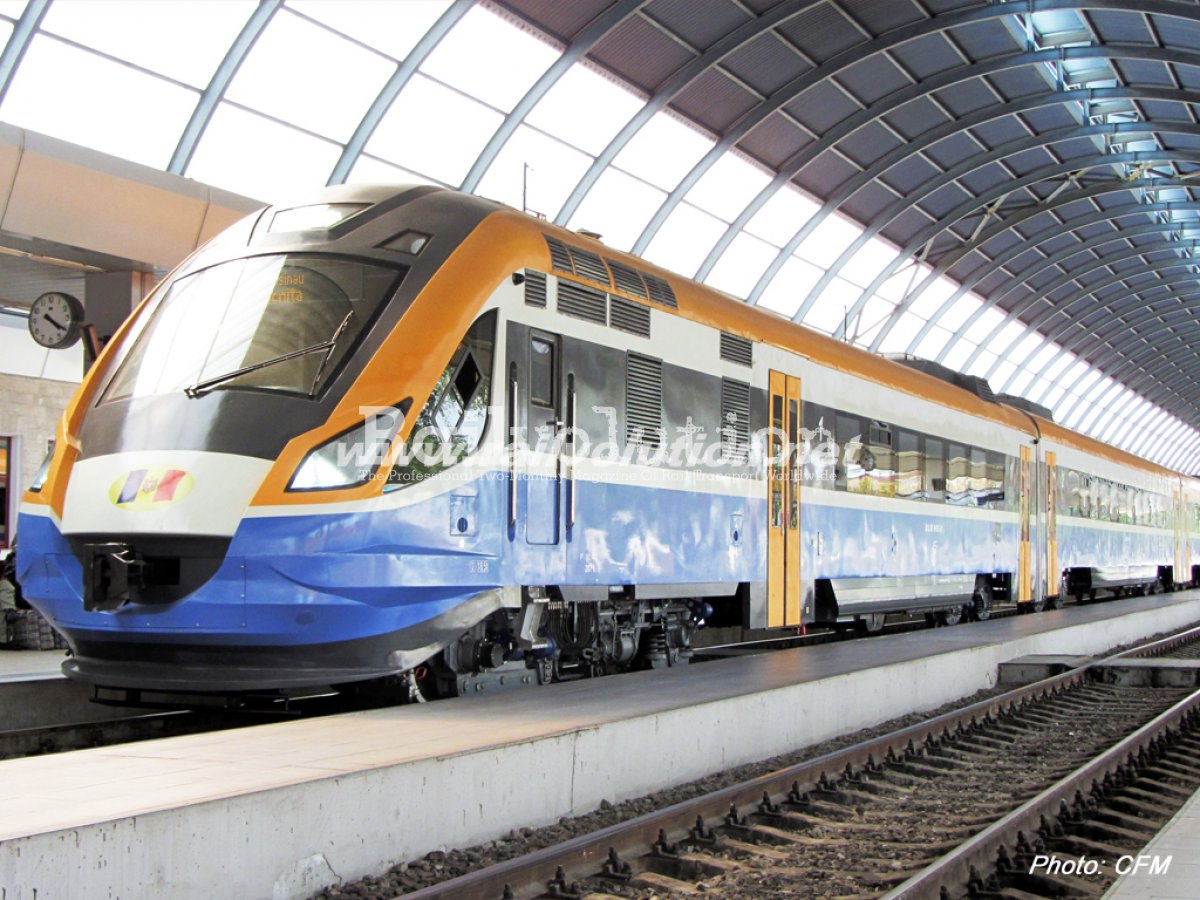 D1M 001 Enters Service | Railvolution