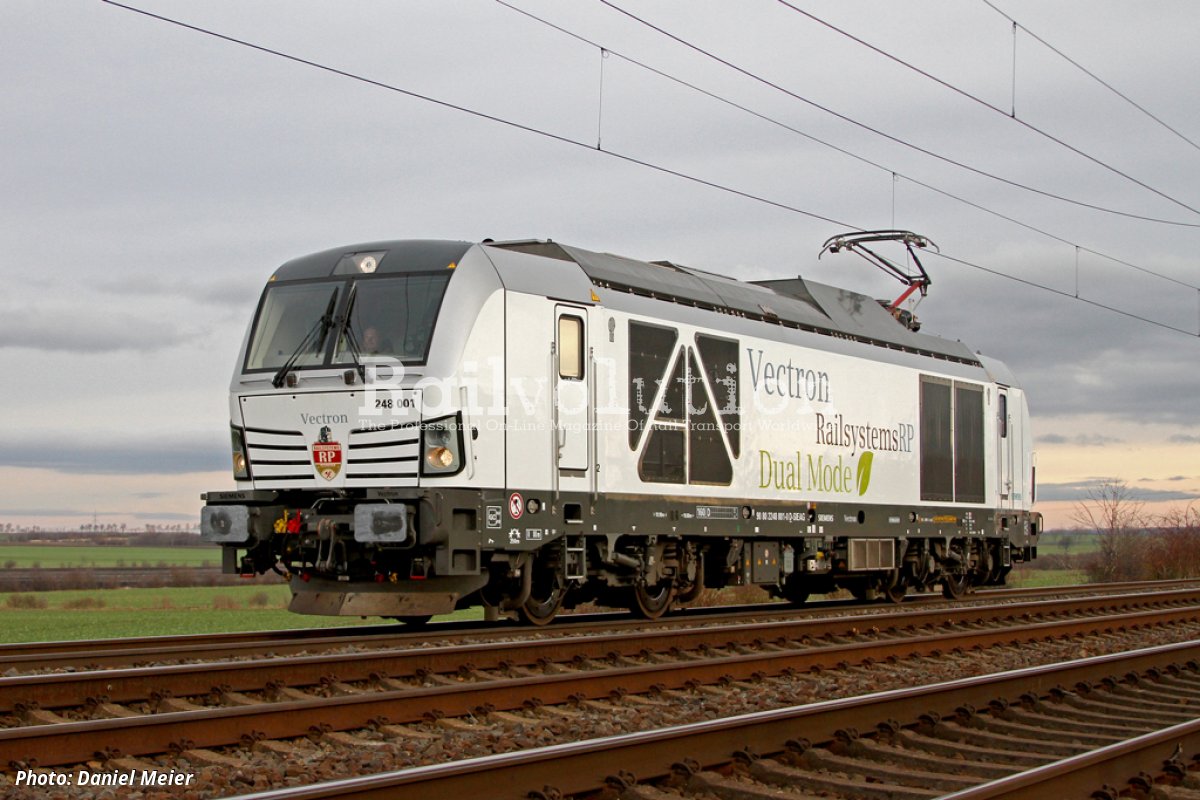 Railsystems RP Received Its First Vectron Dual Mode | Railvolution