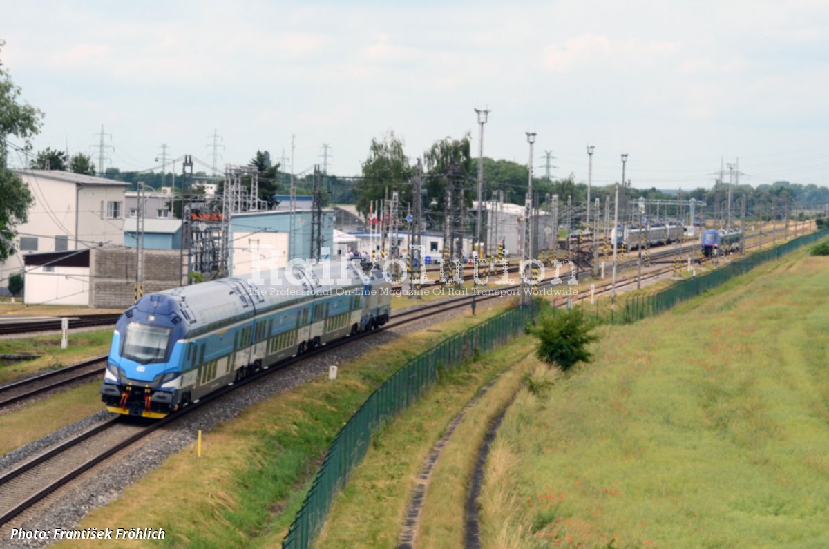ČD's Double-Deck Push-Pull Train Unveiled | Railvolution