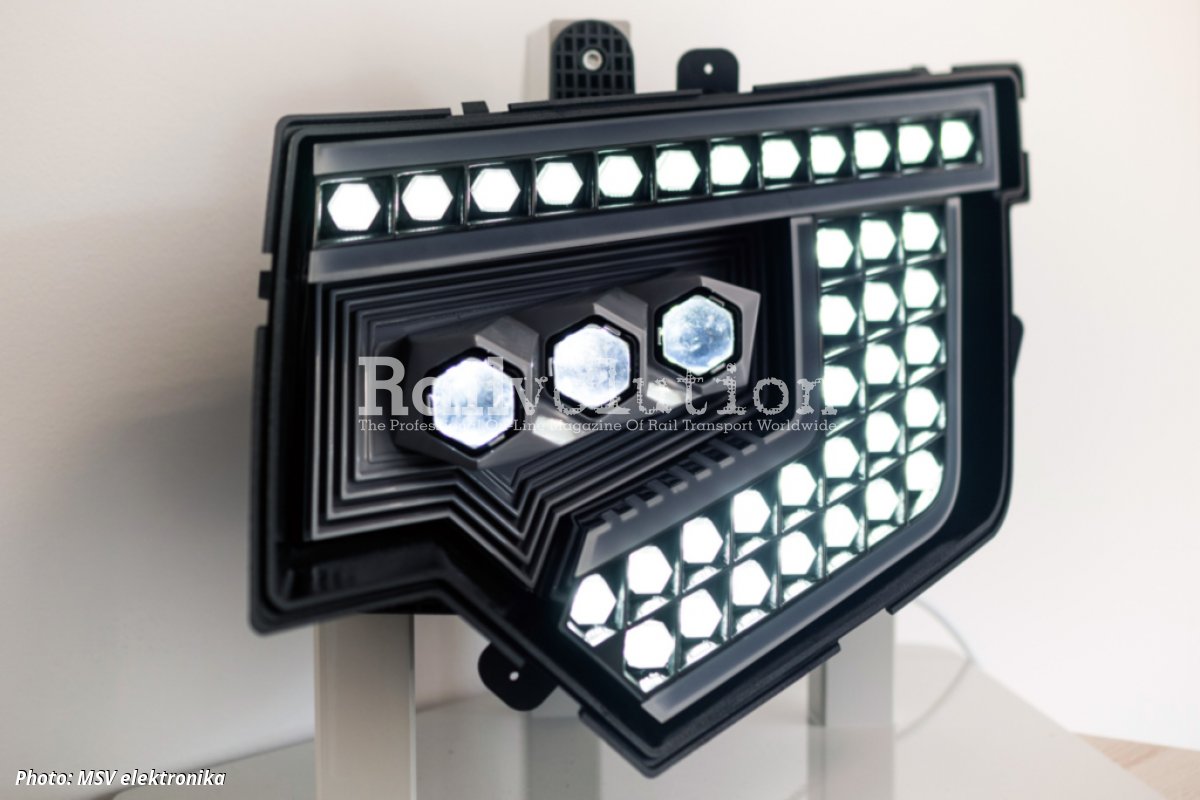MTL - The New Modular Train Lights | Railvolution
