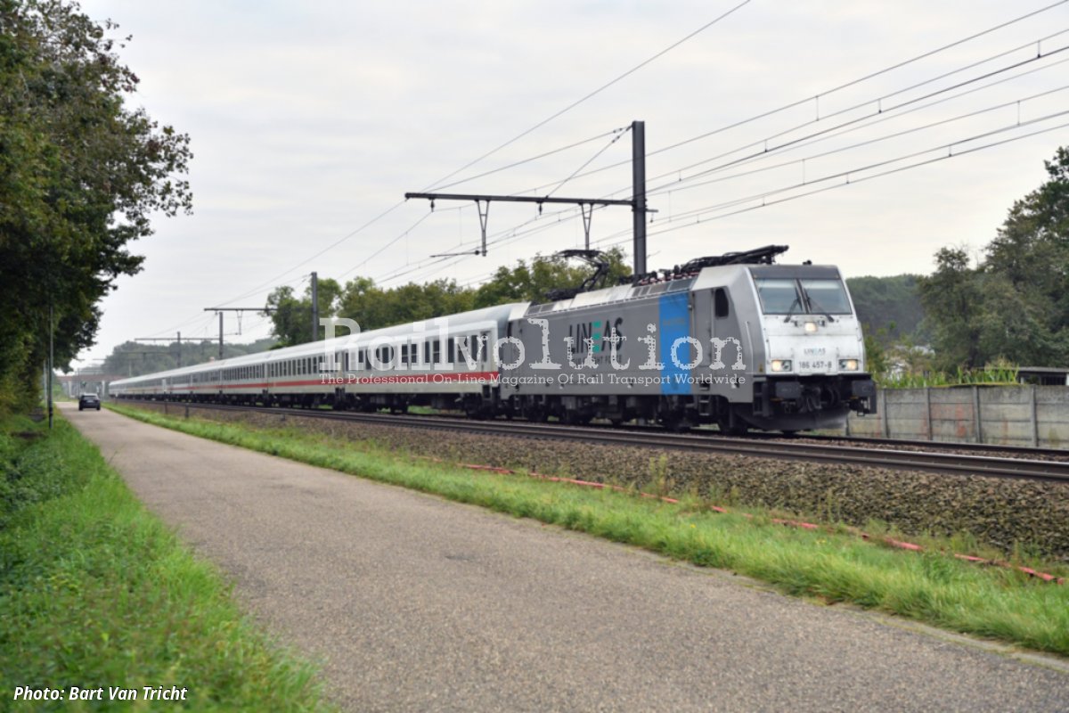 Ex-DB Coaches Moved To France | Railvolution