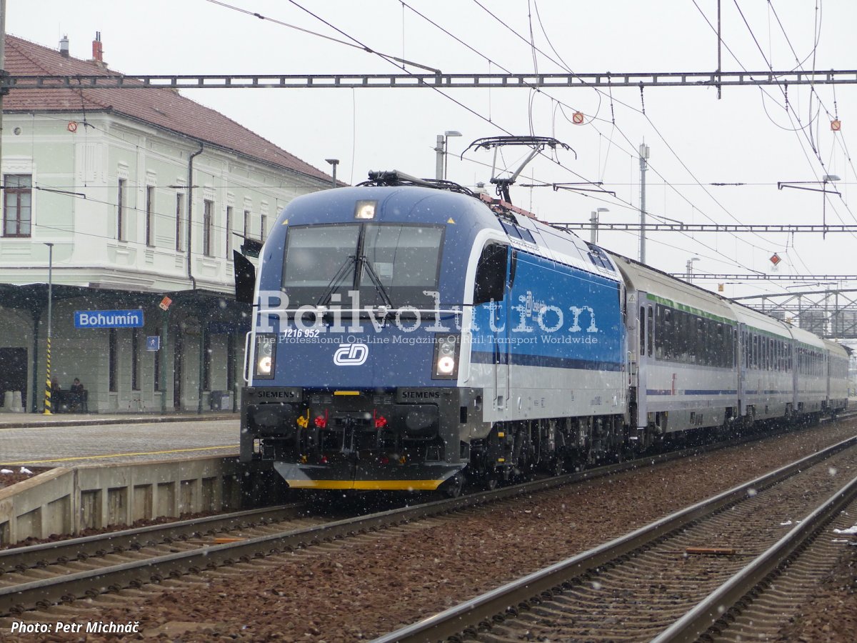 1216 952 Hauled First Trains For ČD | Railvolution