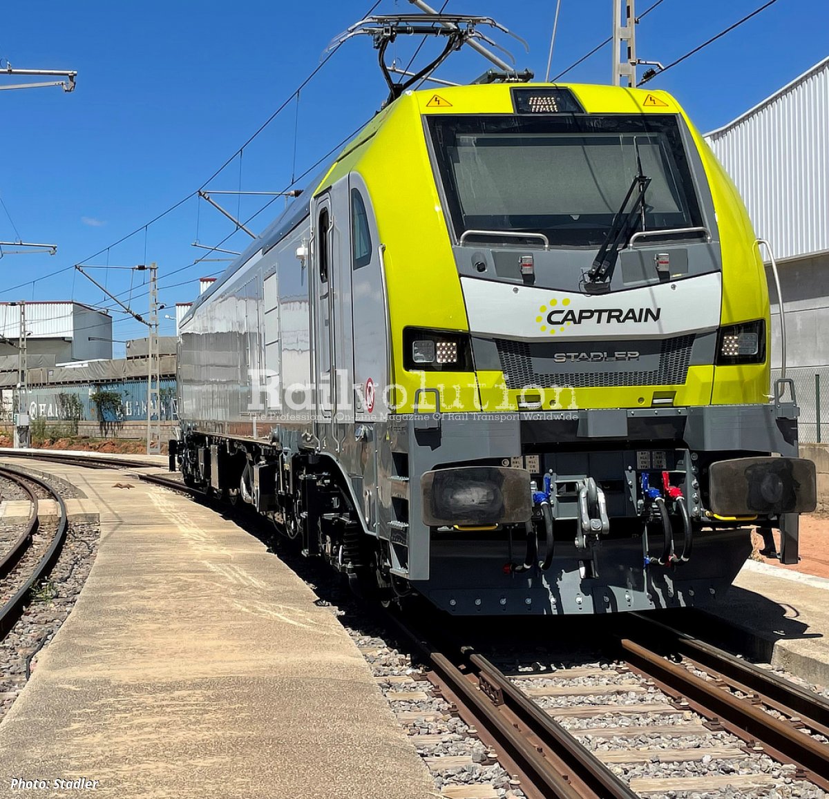 CAPTRAIN's 1,668 mm Gauge EURO6000 Enters Service | Railvolution