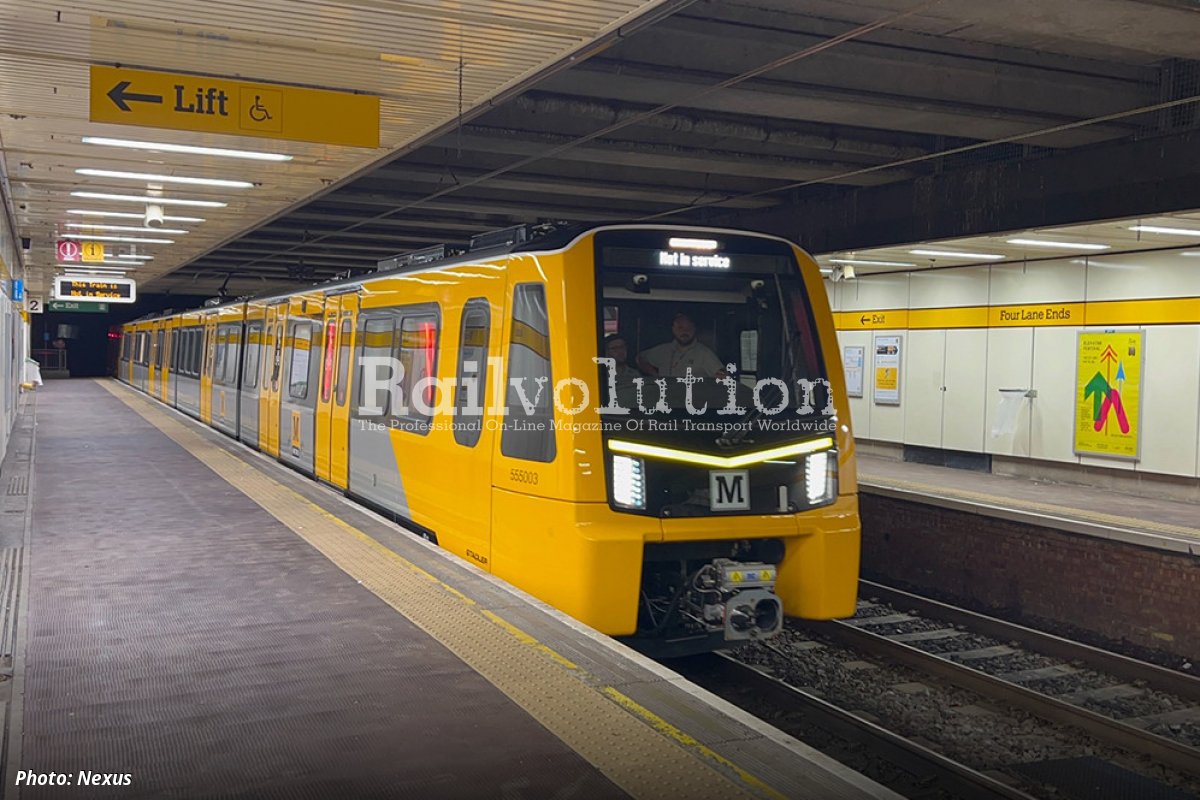 First Class 555 Tested On The Metro Network | Railvolution