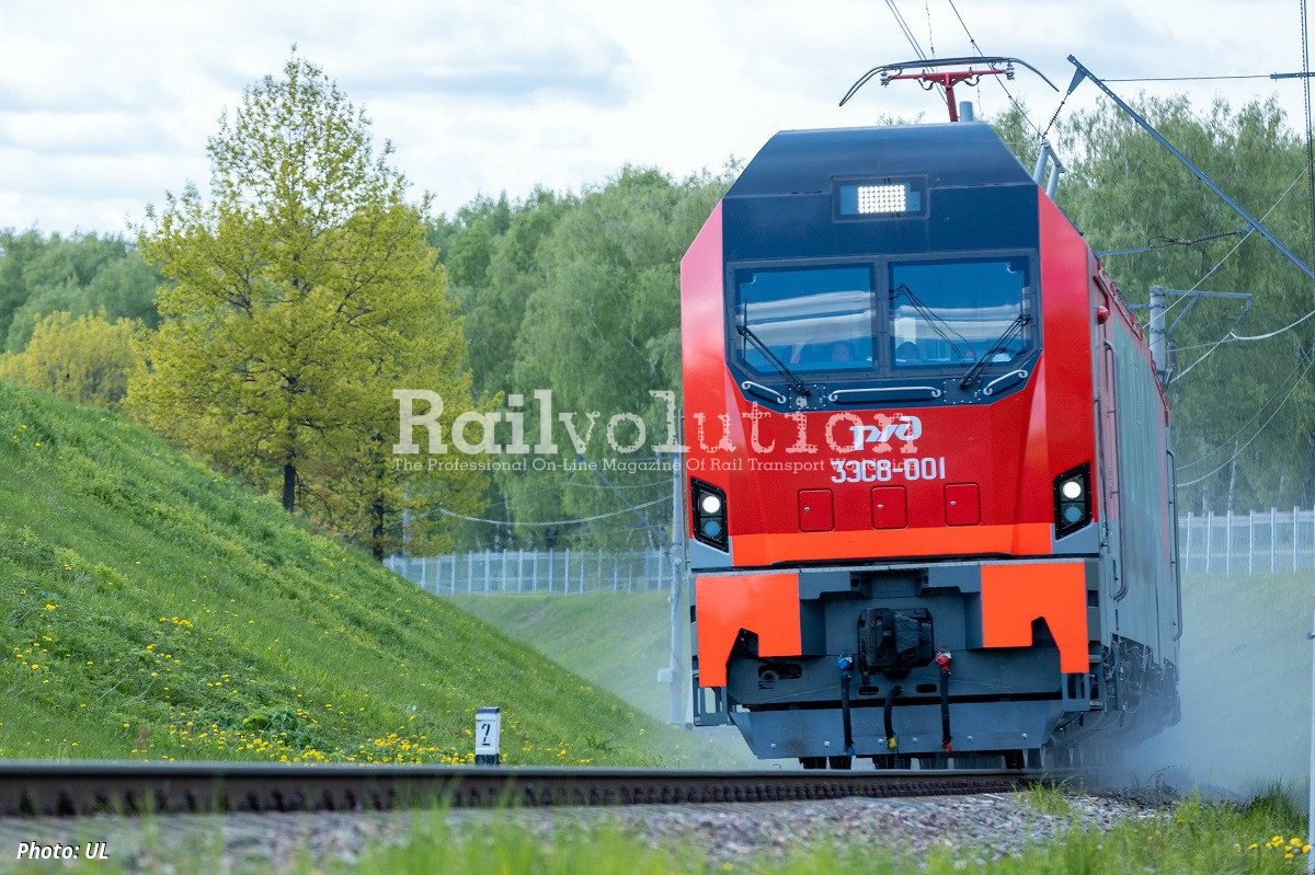 Malakhit prepared for an introductory batch | Railvolution