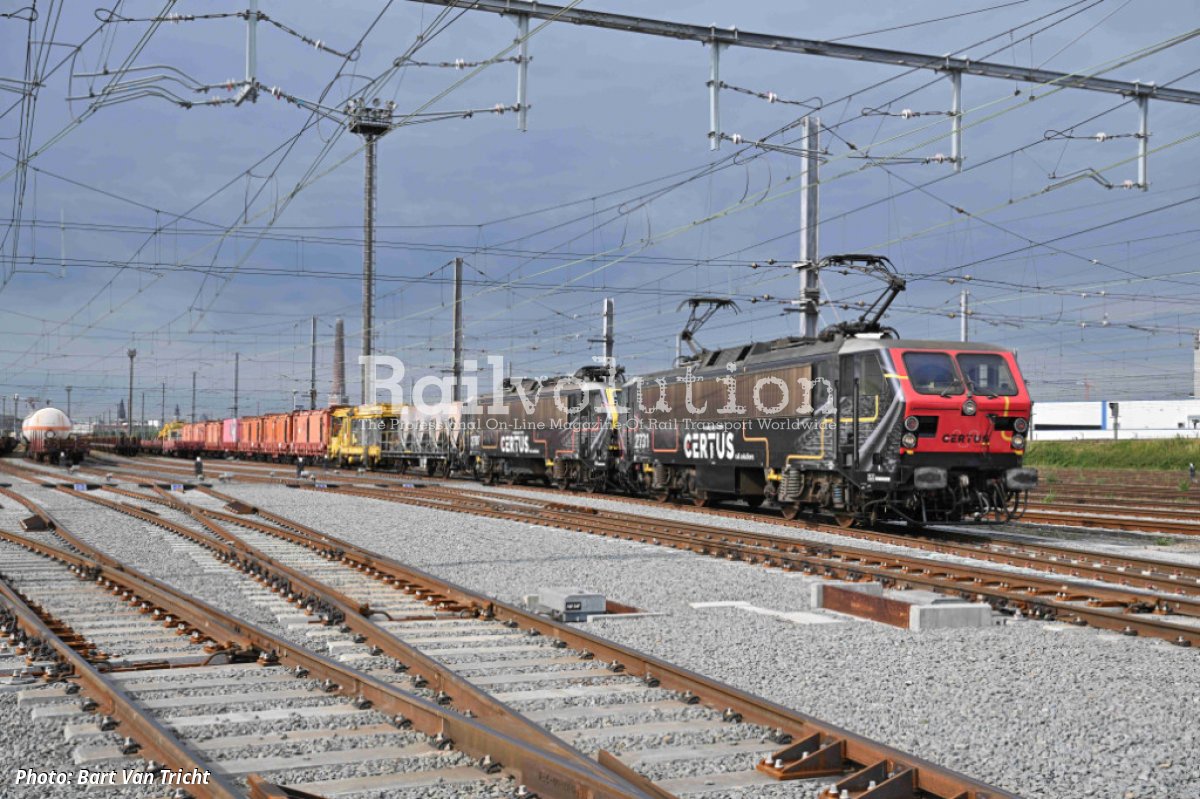 Certus at the start | Railvolution