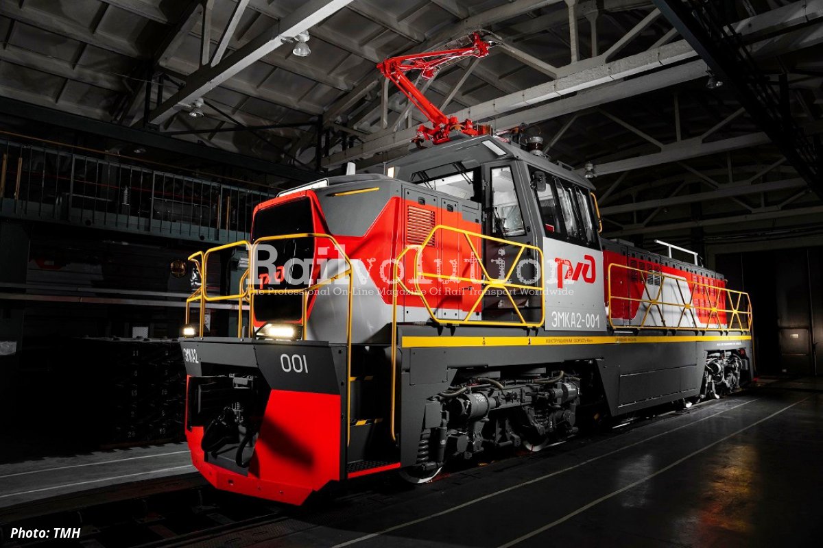 TMH's new EMKA locomotive | Railvolution