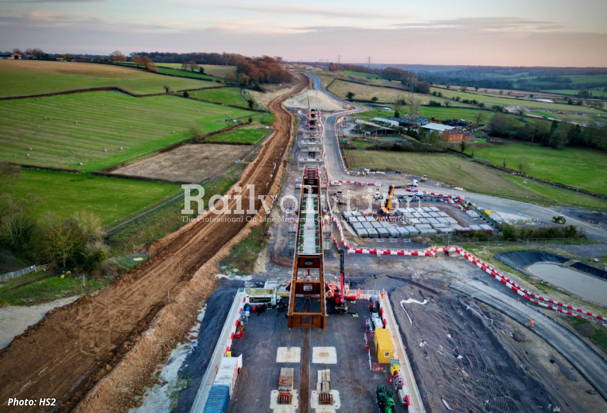 HS2 begins epic year-long, half-kilometre viaduct deck slide | Railvolution