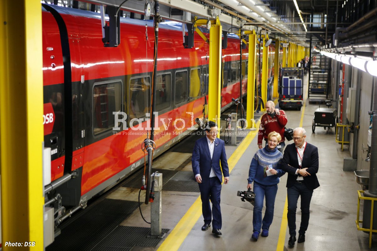 First Danish "EC-vognstamme" unveiled | Railvolution