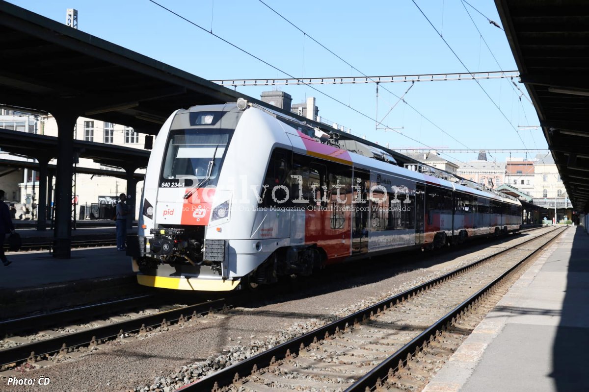 The first PID RegioPanter started test passenger service | Railvolution