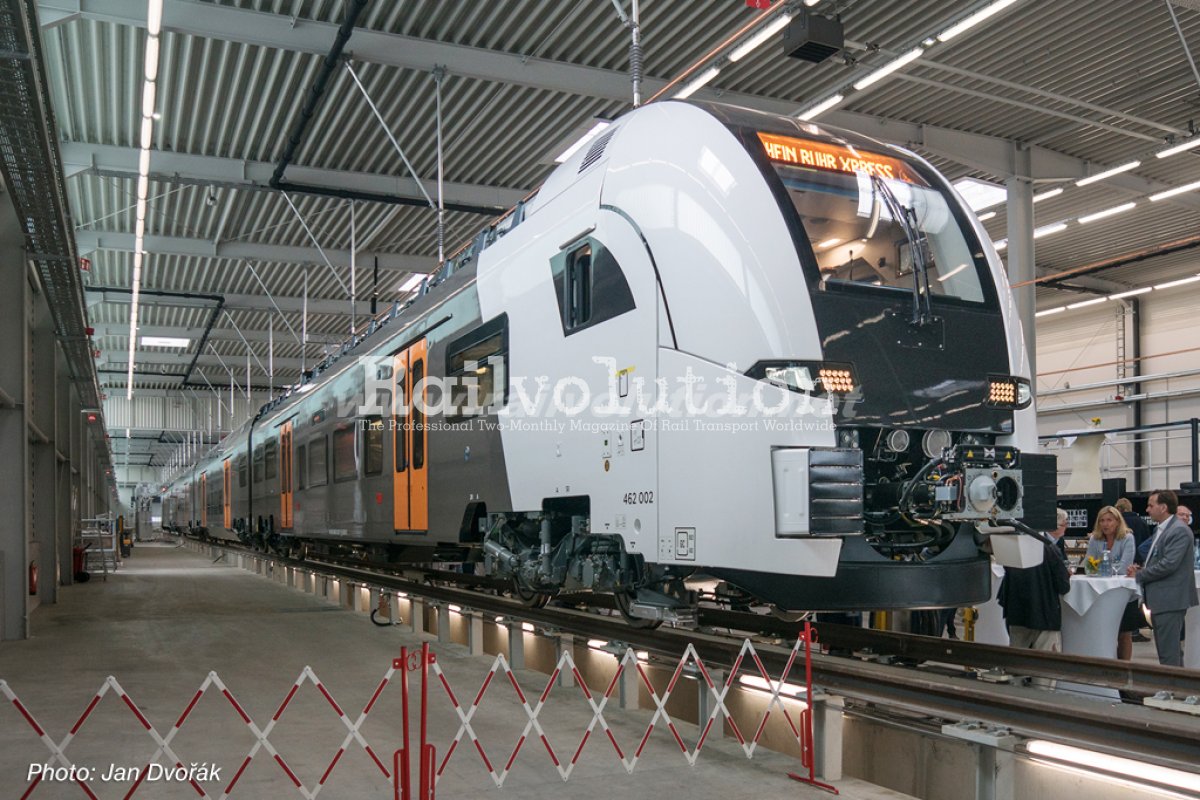 First Rhein-Ruhr-Express Desiro HC EMUs Presented | Railvolution