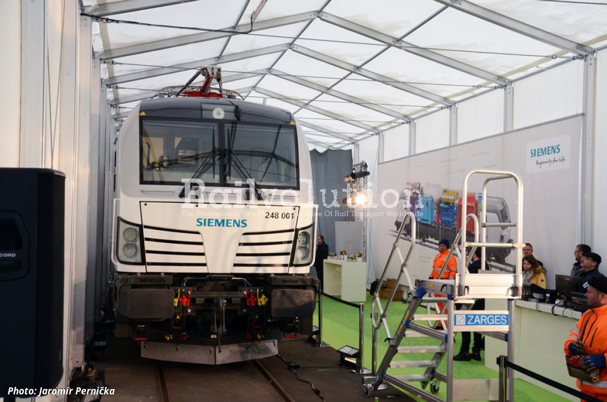 Vectron Dual Mode Unveiled | Railvolution